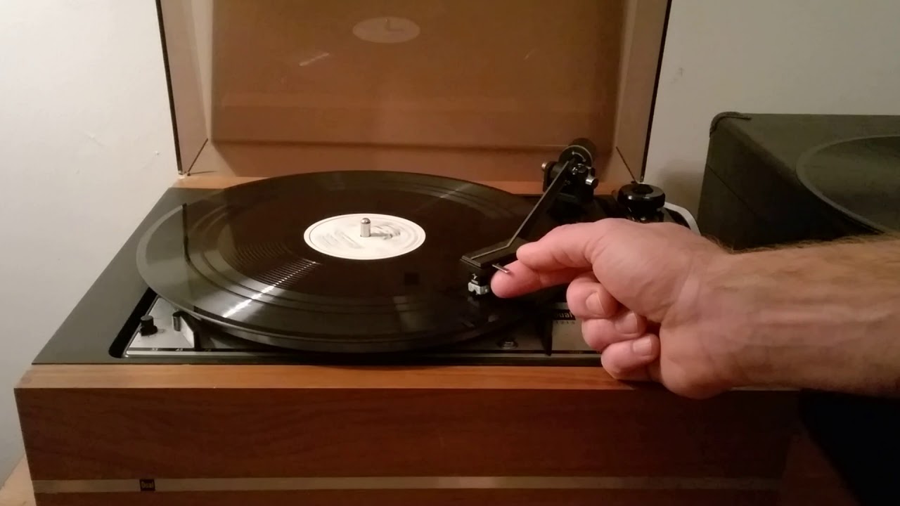 Side 1 - Music For 'Listen On Saturday' 78rpm 1954 BBC Light Programme ...