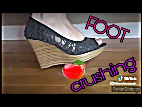 Asmr foot crushing - YouTube