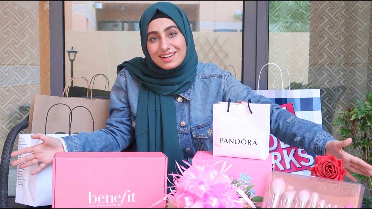 فتحت هدايا عيد ميلادي Youtube