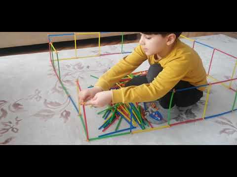 oyuncak bambu çubuklardan ev yaptık