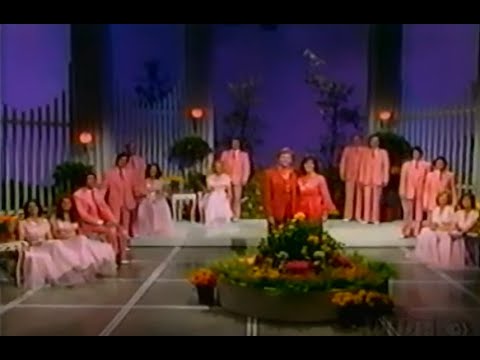 Lawrence Welk Show - Easy Listening from 1980 - Mary Lou Interviews ...