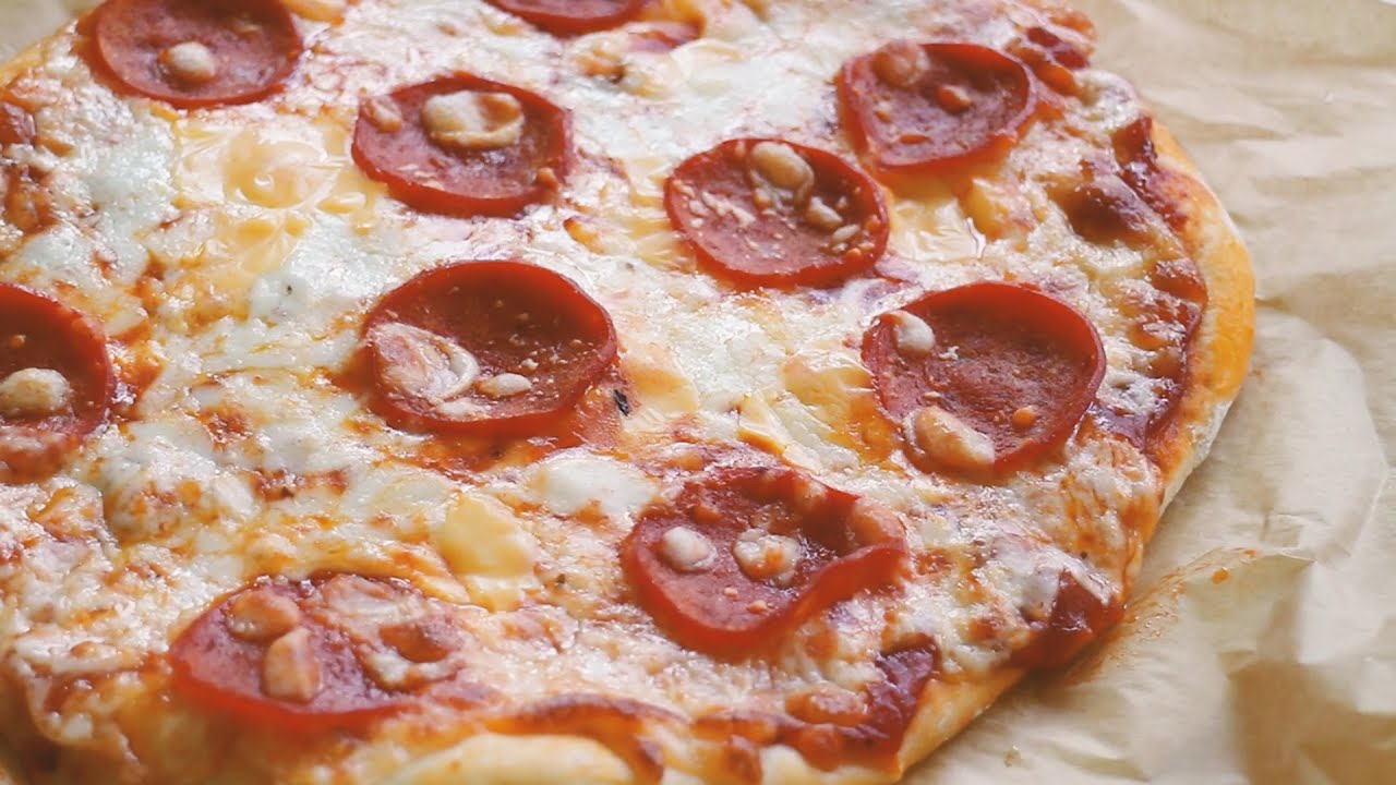 페퍼로니 피자 만들기 Perfect Pepperoni Pizza - YouTube