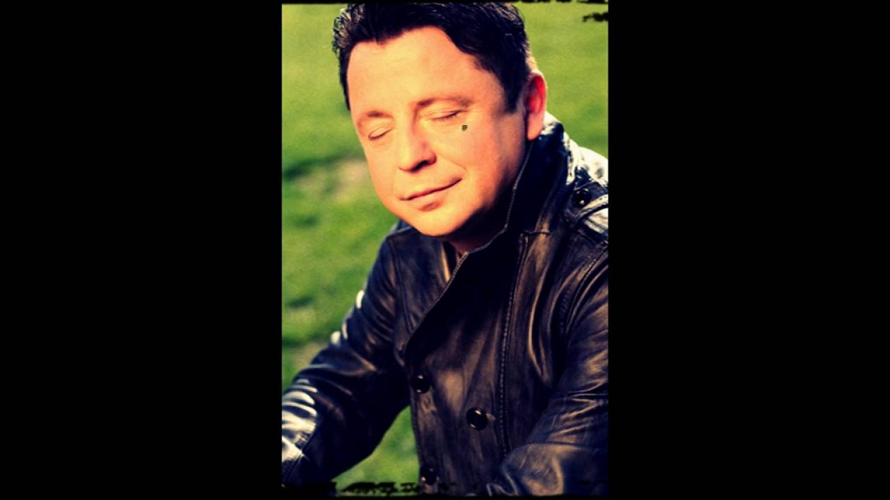 PETR MUK - MÍSTO V NÁS - YouTube