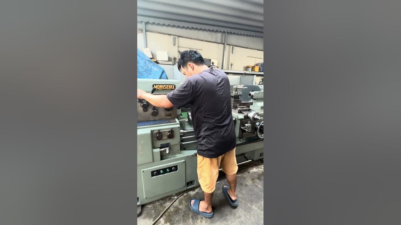 Máy tiện Moriseki Mr-1000 chống tâm 1000. Có hầu tay thuận. Máy đẹp, đầu to, vững. Ae Lh ...
