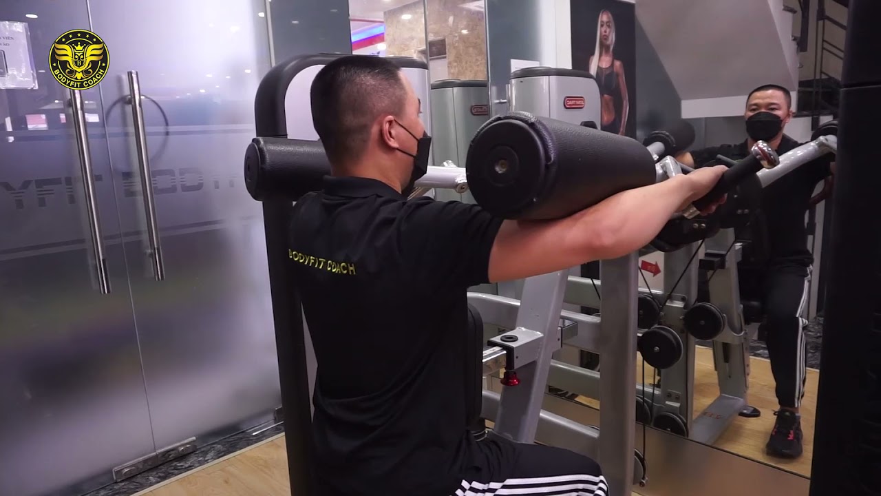07 Lateral Shoulder Raise Machine - YouTube