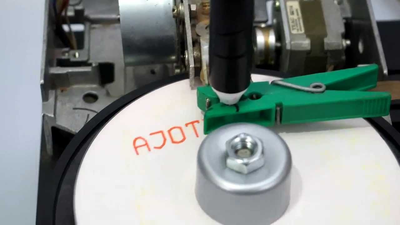 Home made CD plotter in action - YouTube