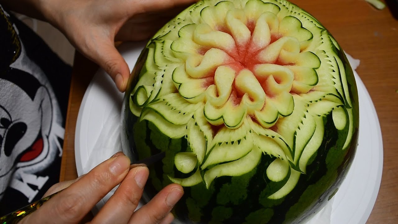 How to make a Beautiful design 2 Watermelon Carving / FCL Team - YouTube
