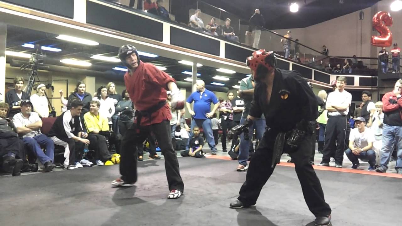Mike Lantrip vs Unknown 2 - YouTube