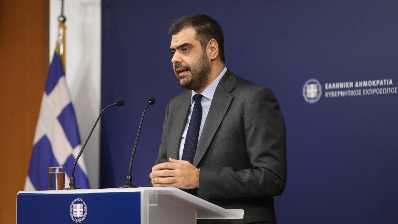Eνημέρωση πολιτικών συντακτών από τον Κυβερνητικό Εκπρόσωπο Παύλο ...