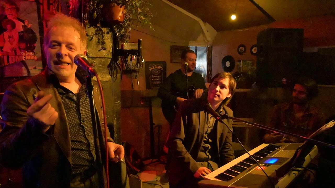 Rain Dogs 14.12.2019 - YouTube