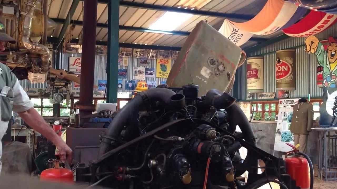 Continental R975 550 hp tank engine Atom Engine Museum - YouTube