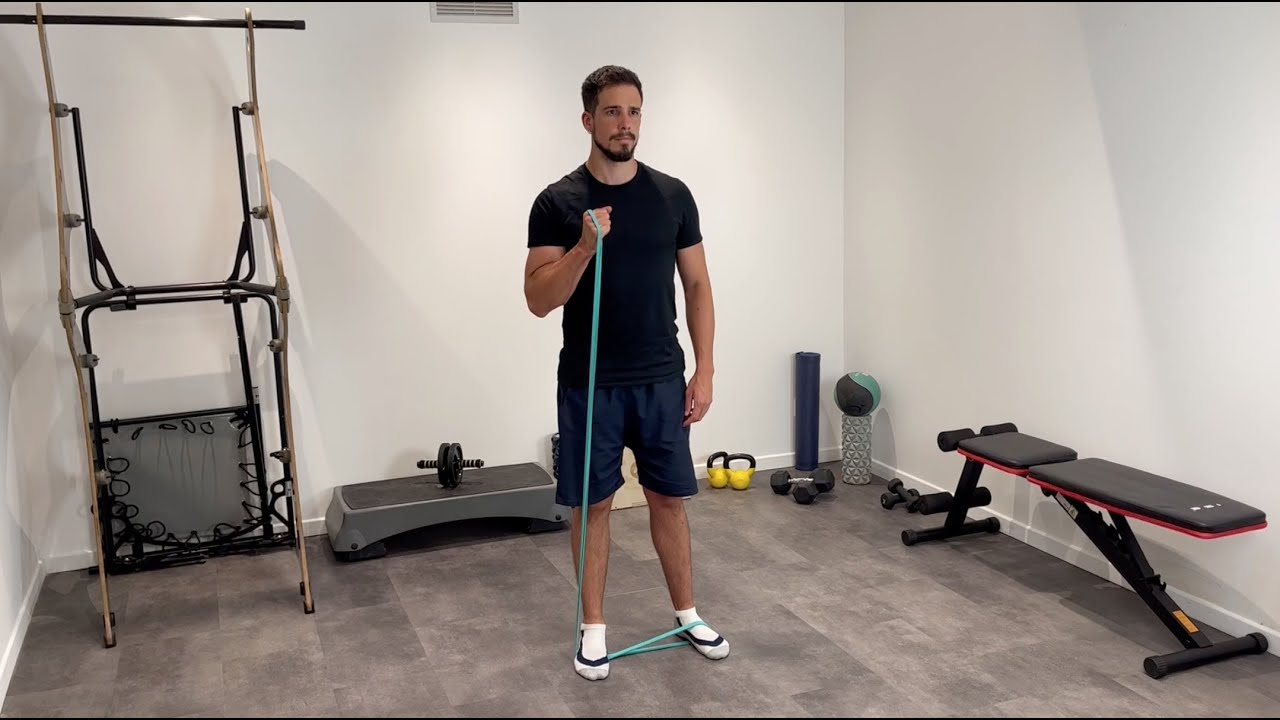 Biceps curl unilatéral à l élastique prise marteau - YouTube
