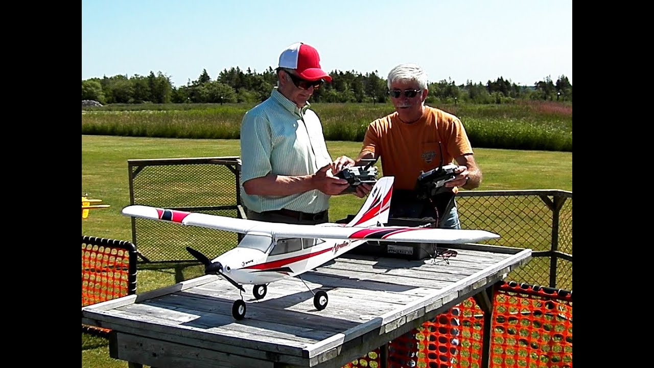 Buddy Boxing Apprentice - YouTube