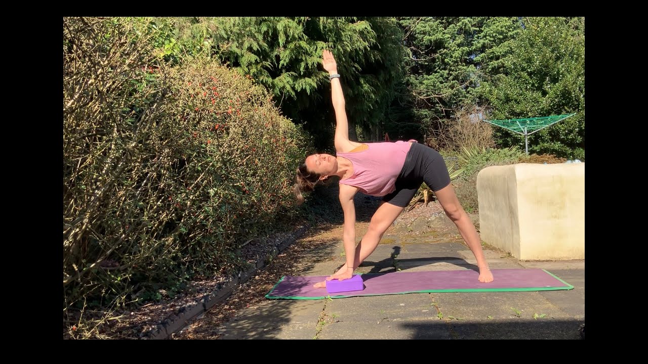 Yoga post run/walk - YouTube