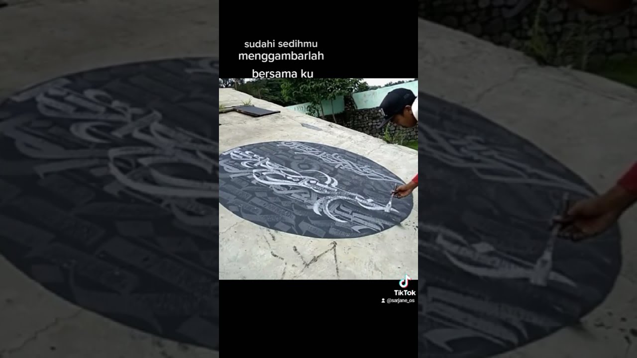 calligraffiti circle - YouTube