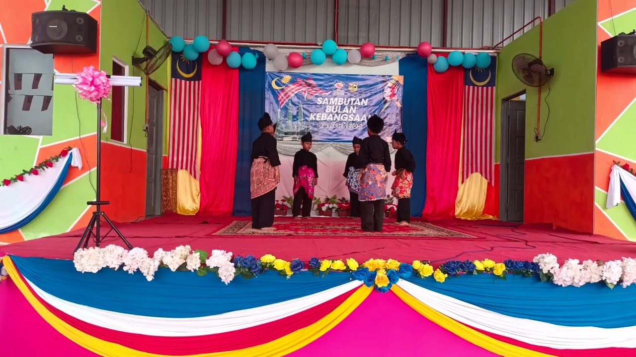 Persembahan Majlis Pelancaran Bulan Kemerdekaan SK Paloh 1&2 - YouTube