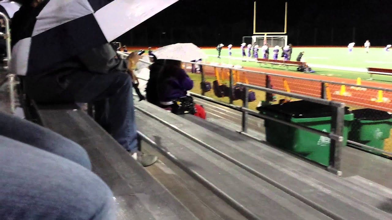 Crazy person screaming at middle school game - YouTube