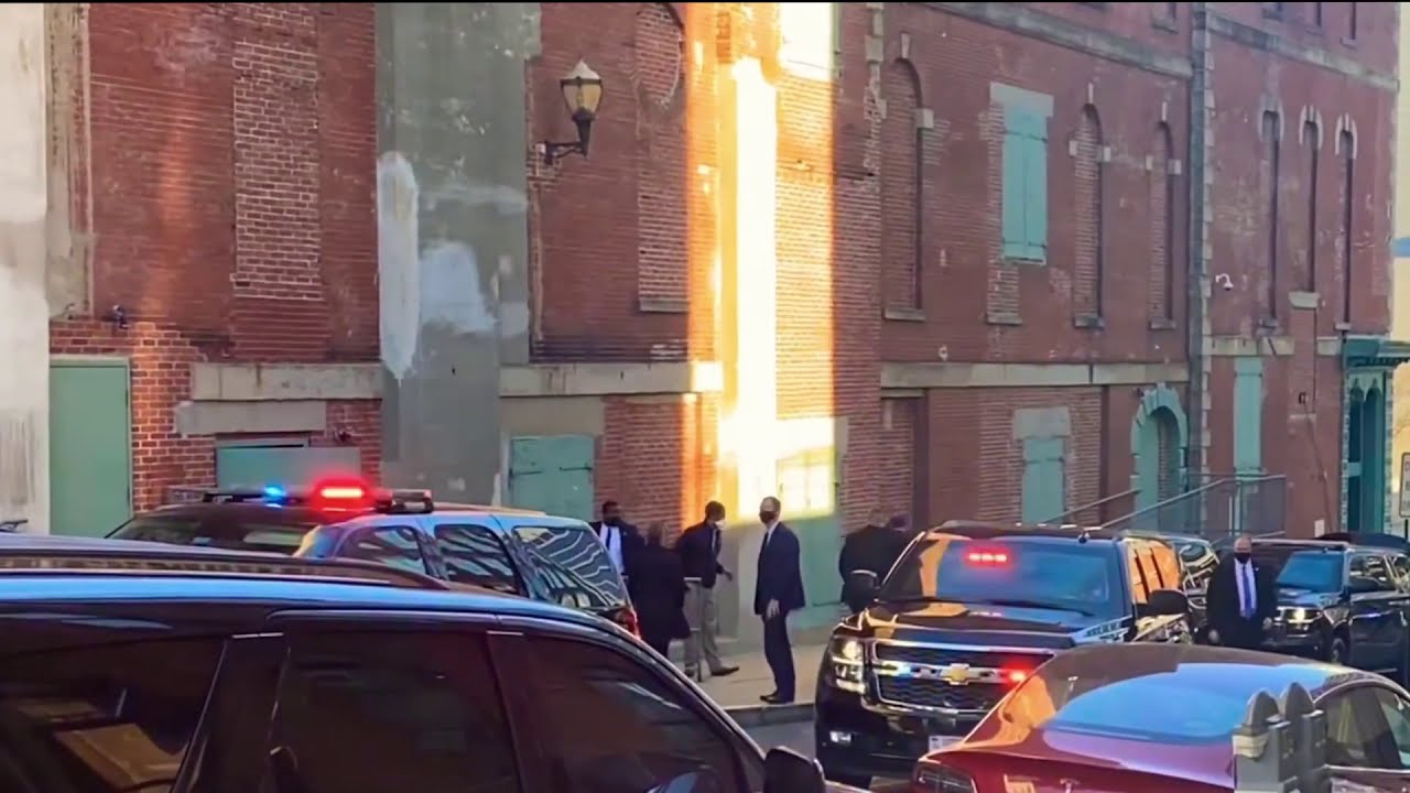 Kamala Harris Motorcade - VIP Convoy President security - YouTube