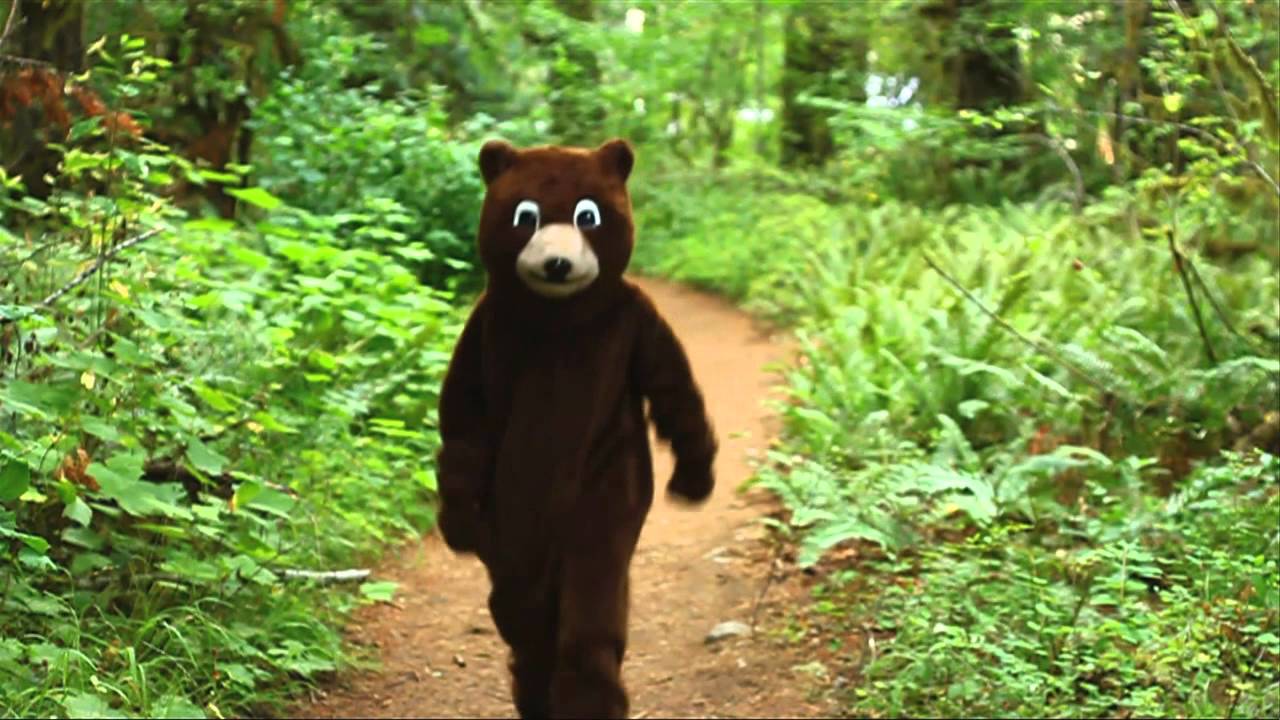 [as.Us] bump: Bear costume attack - YouTube