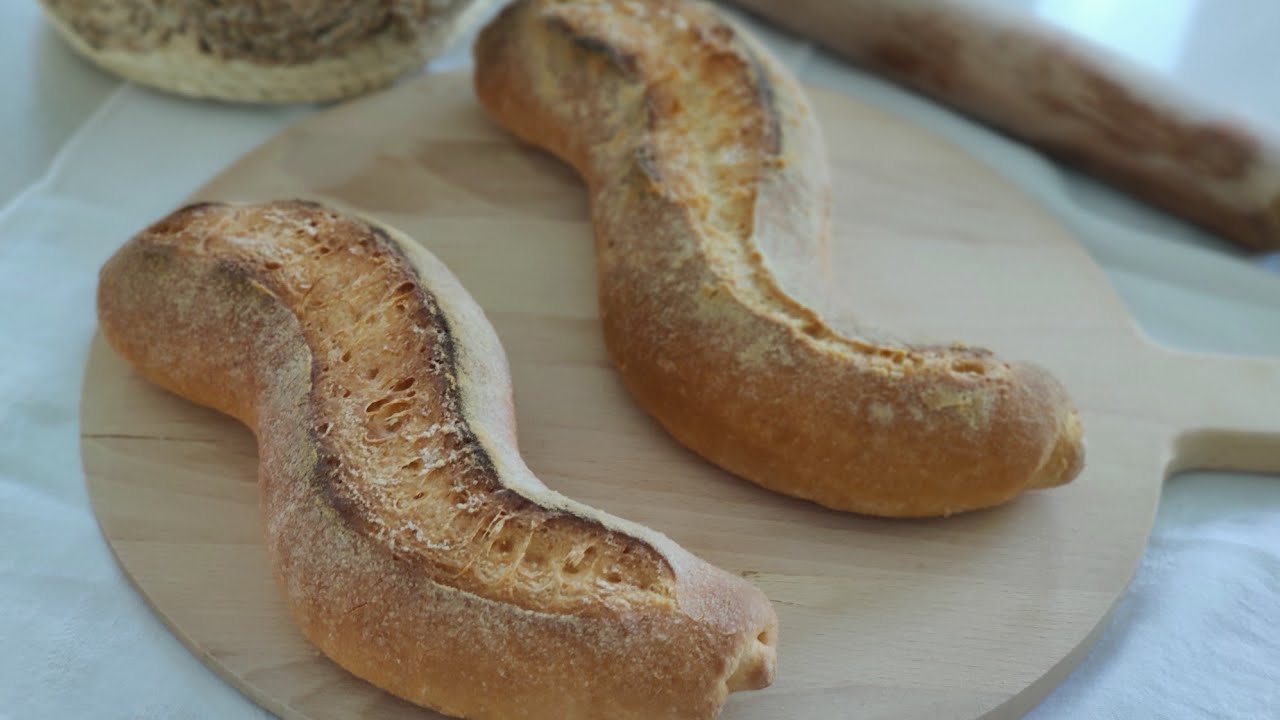 Pains cuits sur pierre sans gluten - YouTube