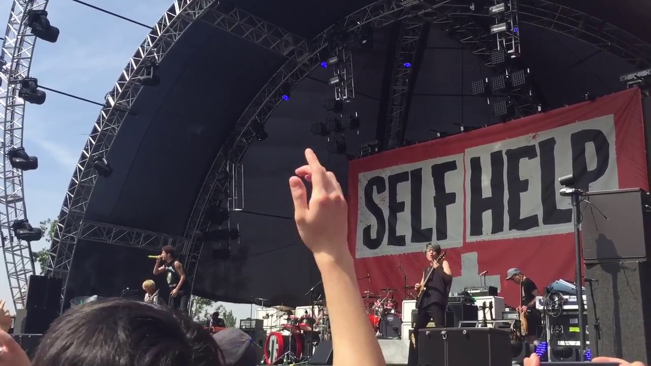 One Ok Rock @ Self Help Fest 5 - YouTube