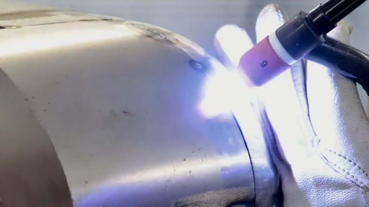 Why you get heat distortion when welding thin plate. The Heat shrinking ...
