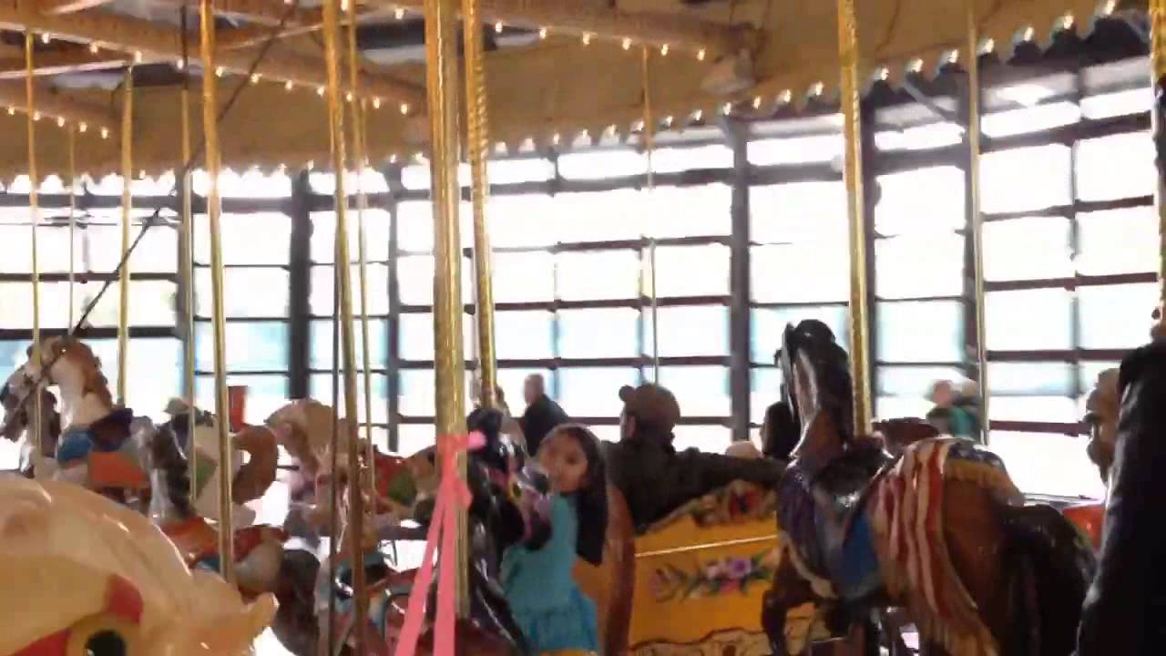 Woodland Park Zoo Carousel - YouTube