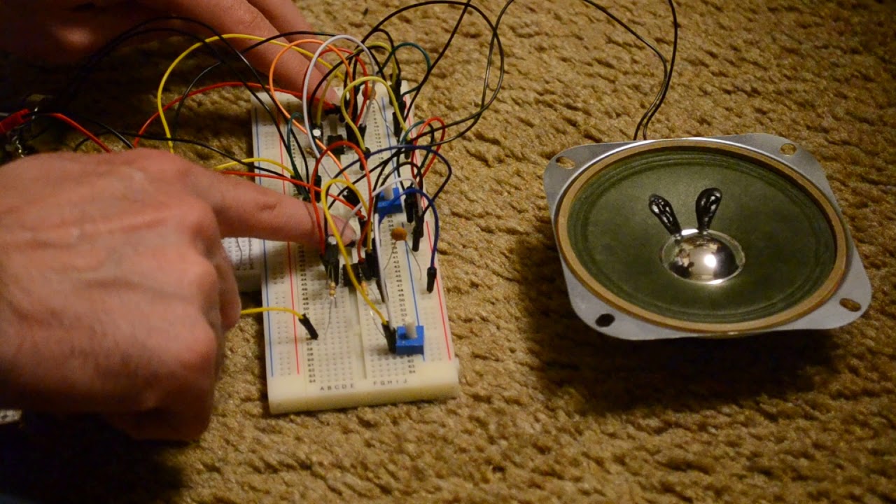 Two 555 timer and speaker circuit - YouTube
