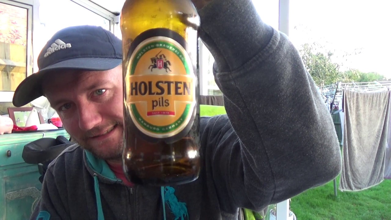 Holsten Pils ( Carlsberg UK) Pale Lager - YouTube