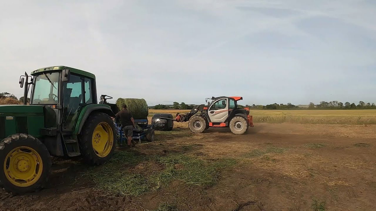 Mowing ,Baling and Wrapping Westerwold Grass - YouTube