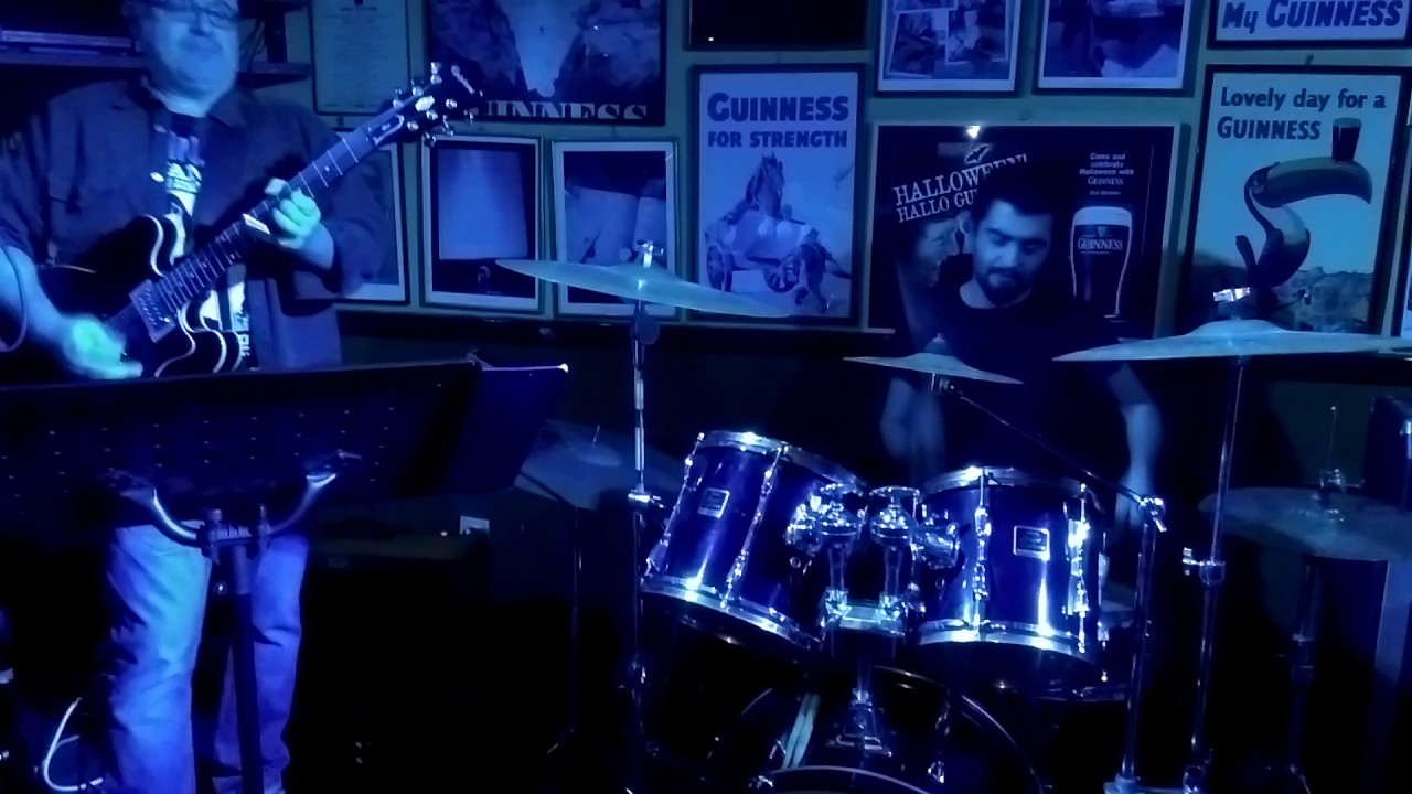 The Blooz Band @ Caffe Bar-Night Bar Hir - YouTube