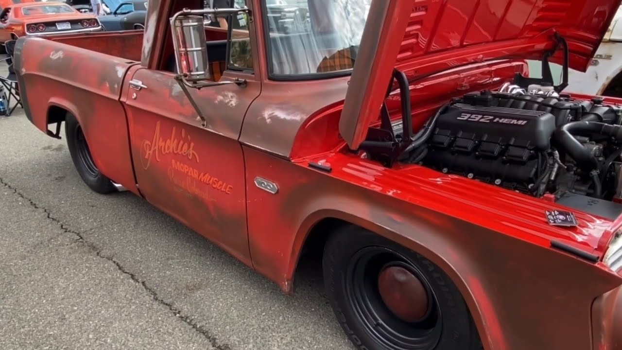 Awesome Modified Dodge Sweptline - YouTube
