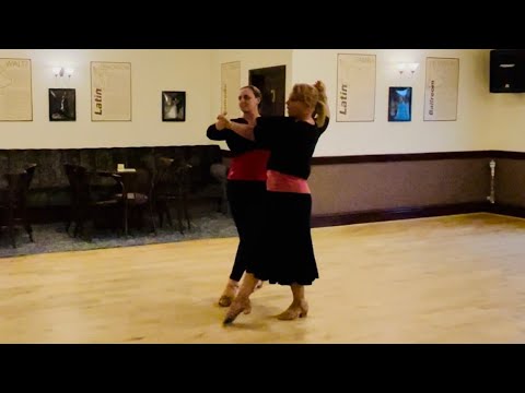 HattyBoo Blues - Modern Sequence Dance - YouTube