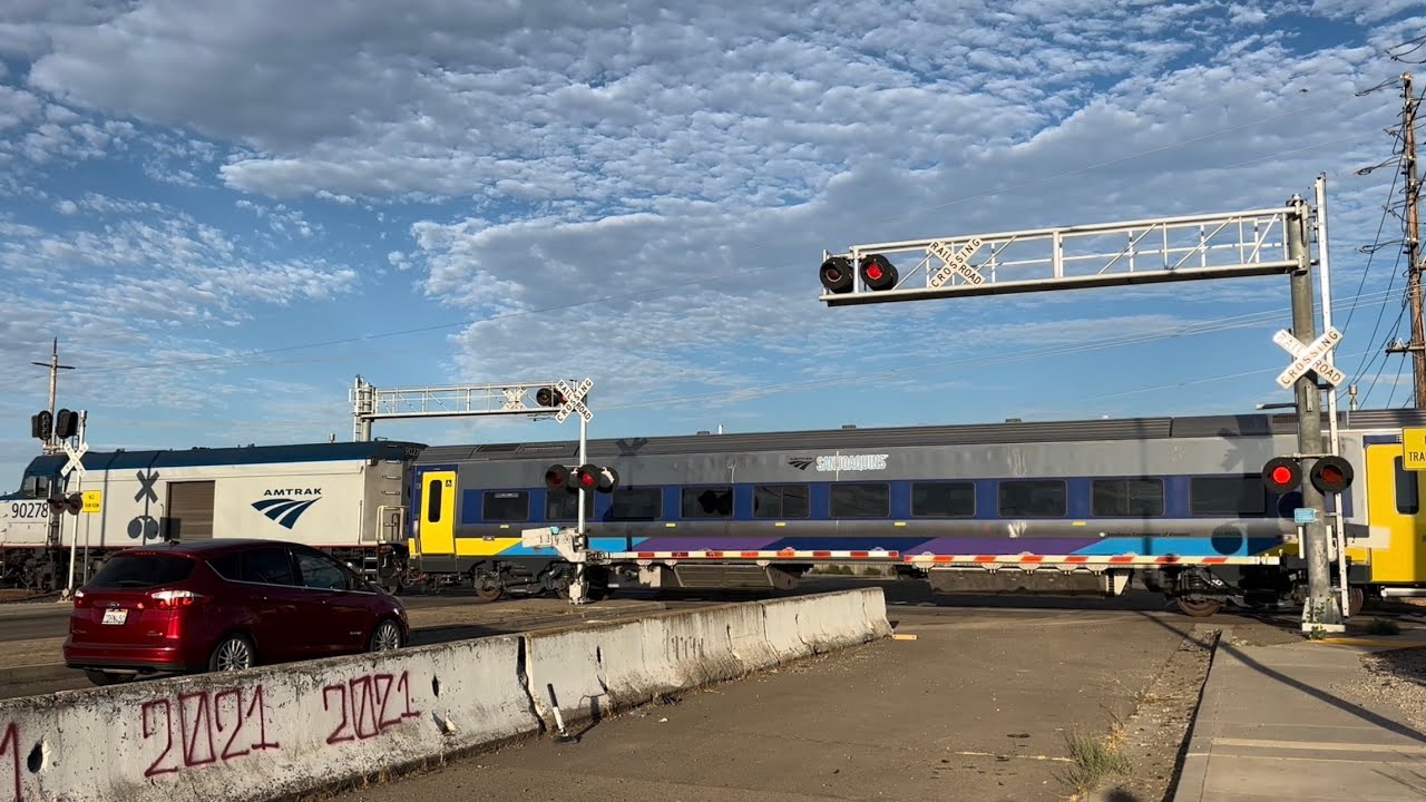 Amtrak CDTX 90278 San Joaquins Train 702 South - E. Morada Lane ...