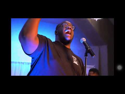 Austin Blackmon singing at New Zion Temple - YouTube