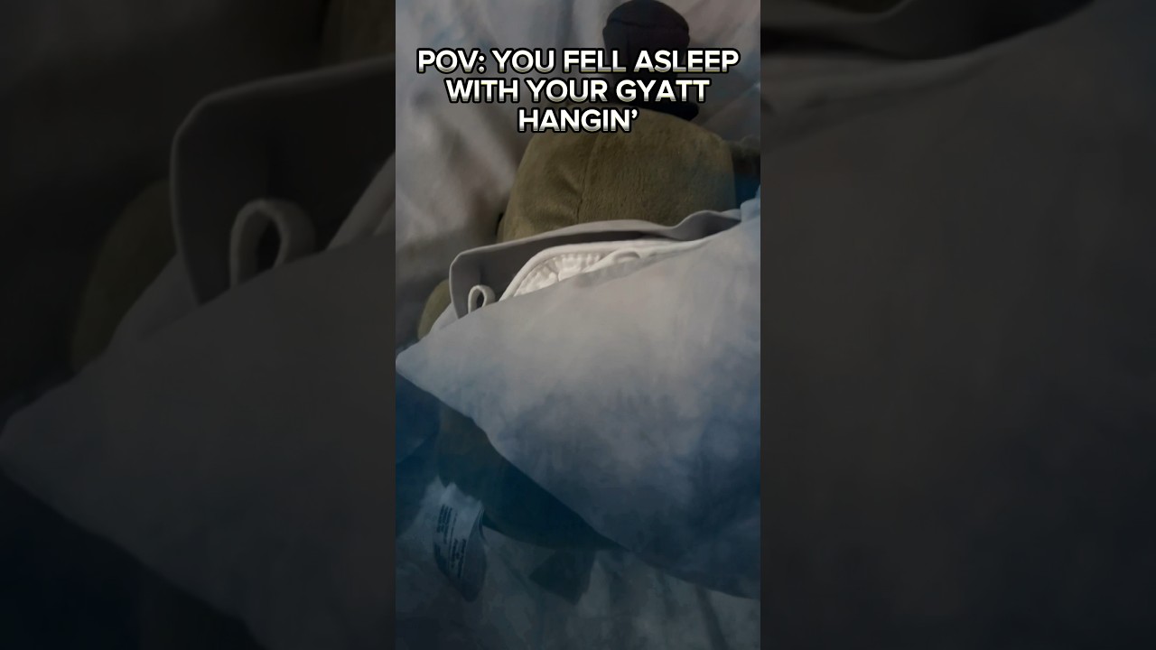 POV: YOU FELL ASLEEP WITH YOUR GYATT HANGIN’ #memes #fnafmemes #fnaf ...
