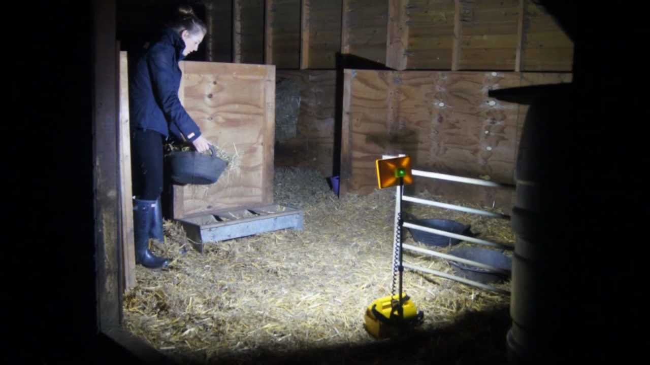 Samalite HD200 Ultralight LED - YouTube