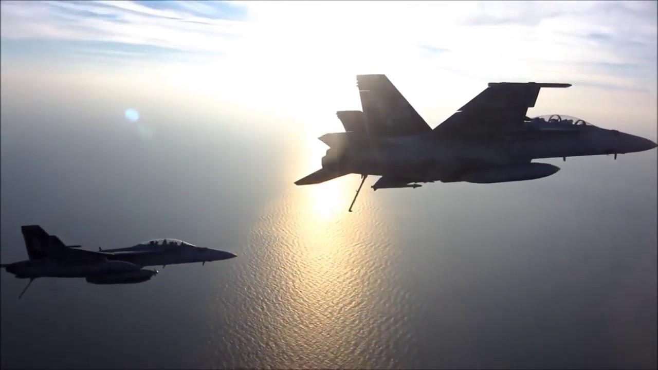 tic-tac UFO The 2004 Nimitz Incident. - YouTube