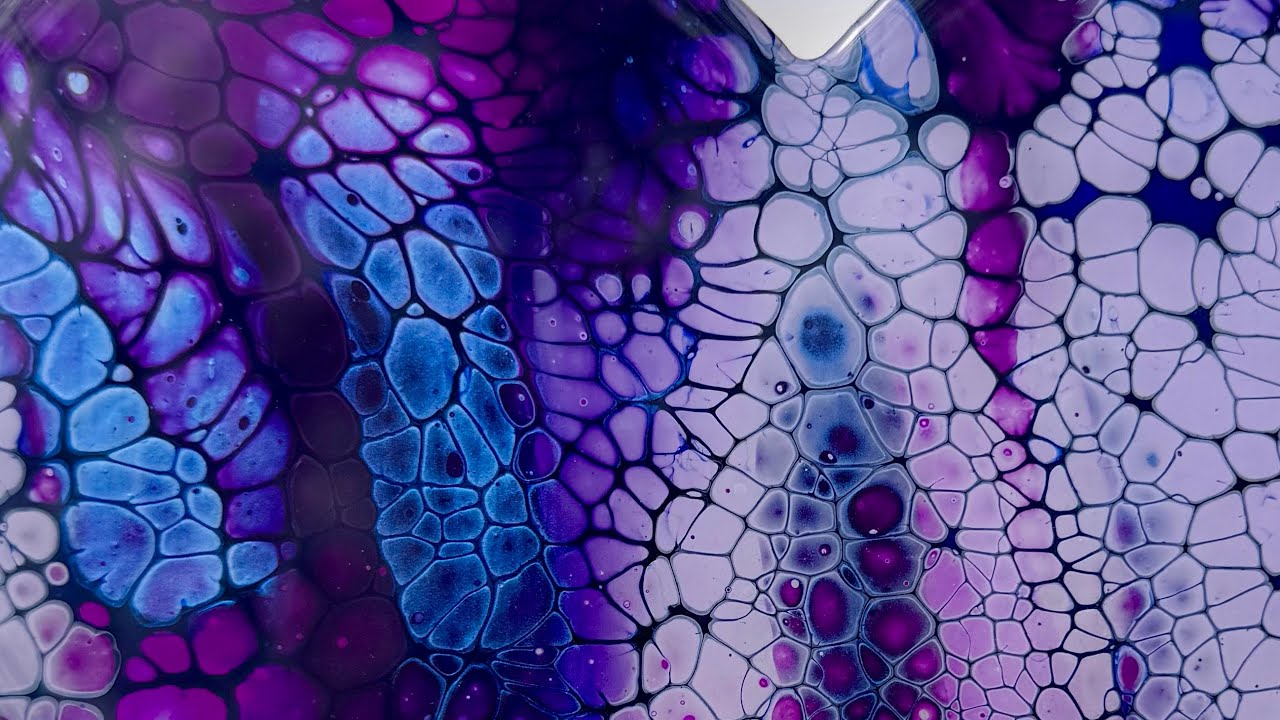 Rugged Heart Acrylic Swipe Art | Satisfying Fluid Art Hearts ️💚💜💙 - YouTube