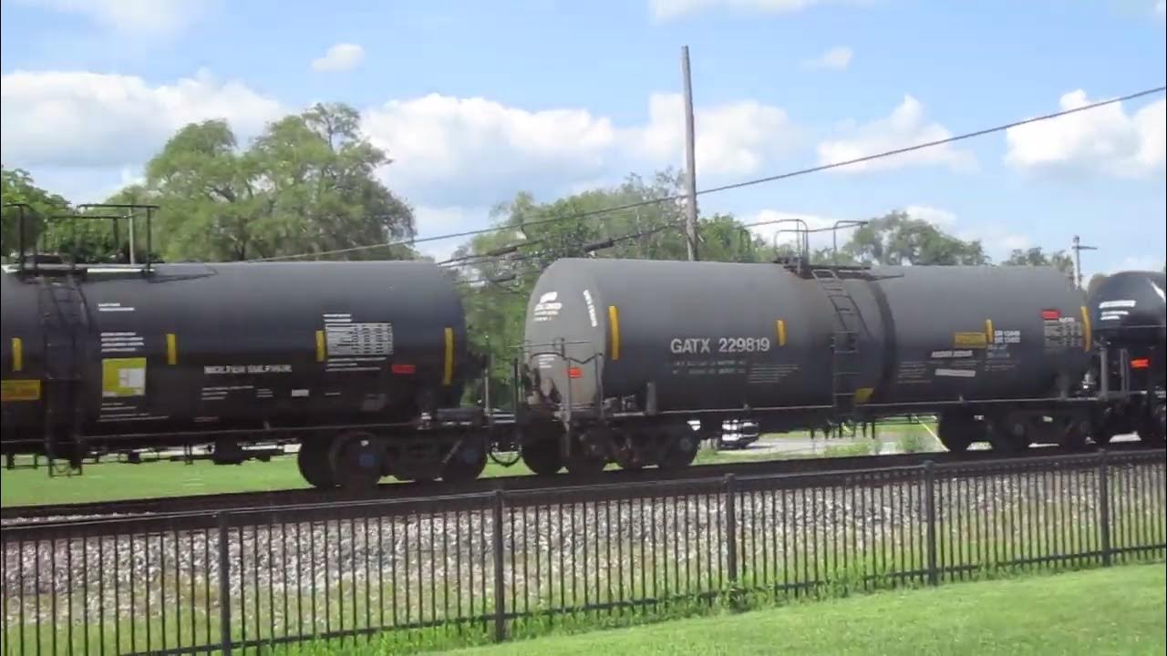 (8-21-2024) Norfolk Southern eastbound mixed freight train in Fostoria Ohio. - YouTube