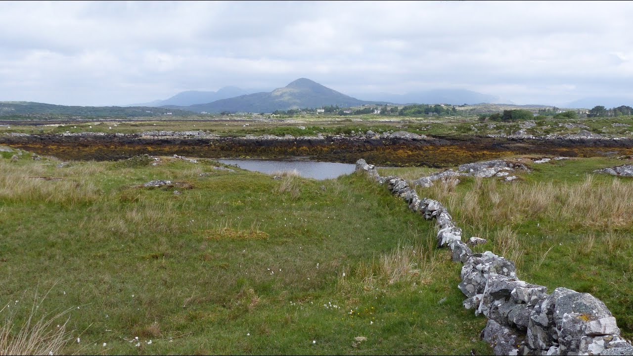 LANDSCAPE - ROAD 340 TO CARNA - CONNEMARA - COUNTY GALWAY - IRELAND ...