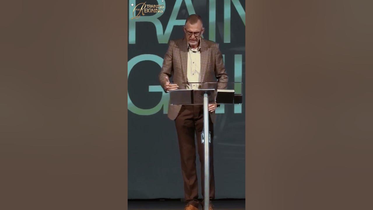 Ps Warren Graham - Trying VS Training! - YouTube