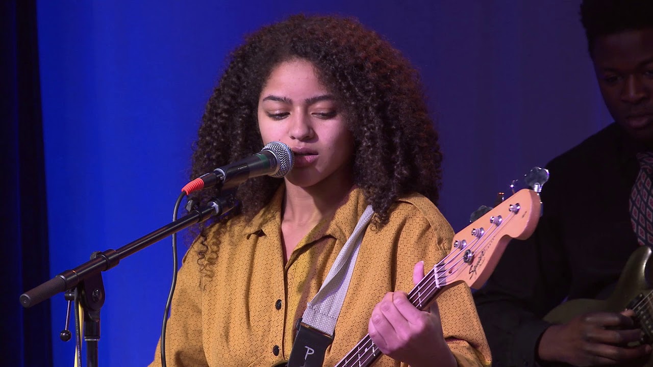 Tianna Esperanza performing "Lewis" at the Eventide songwriting ...