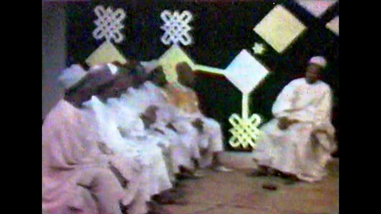 DR SHATA NA GODEWA DAN KABO MAMMAN - YouTube