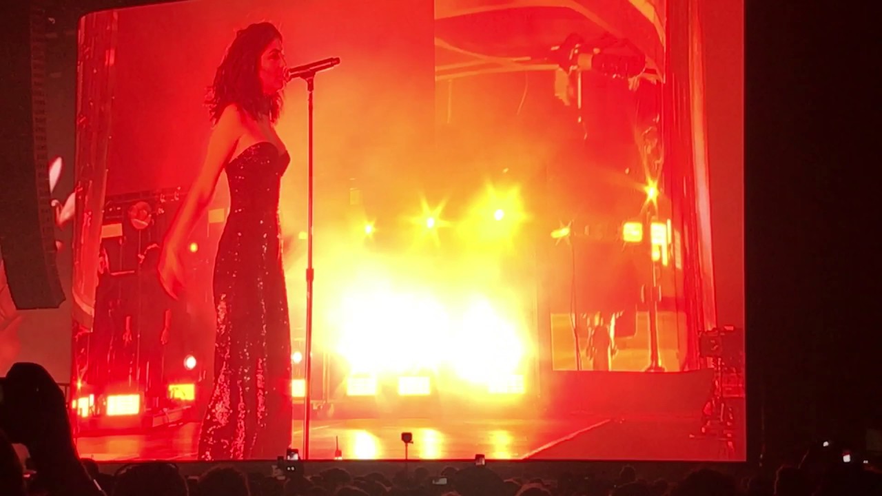 Lorde Coachella 2017 Royals - YouTube