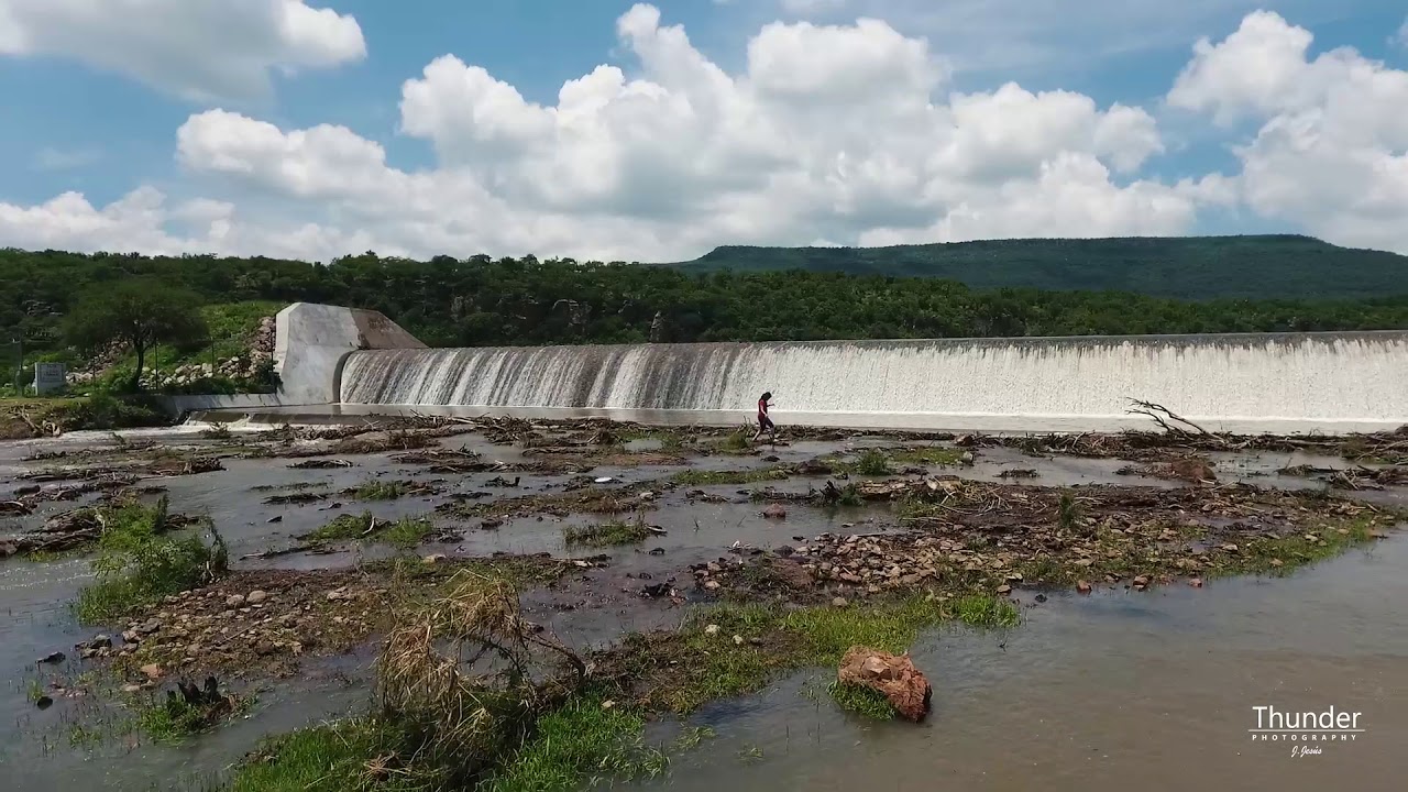 Presa de Peña Blanca - YouTube