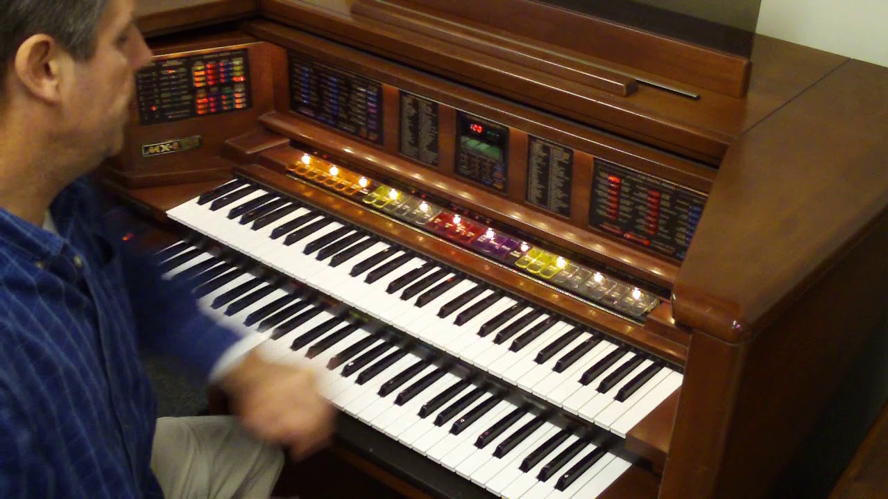 Lowrey MX-2 - YouTube