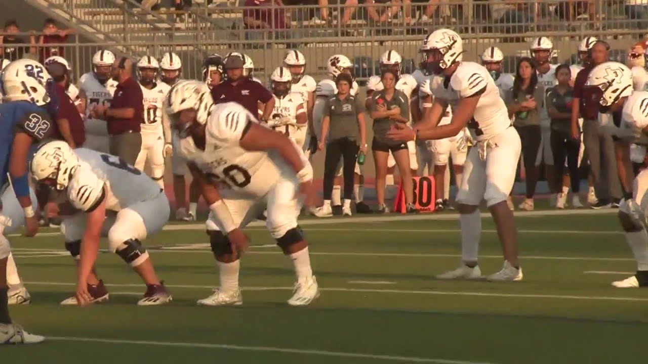 Highlights: Floresville vs Lanier BGC Football – Week 1, 2023 - YouTube