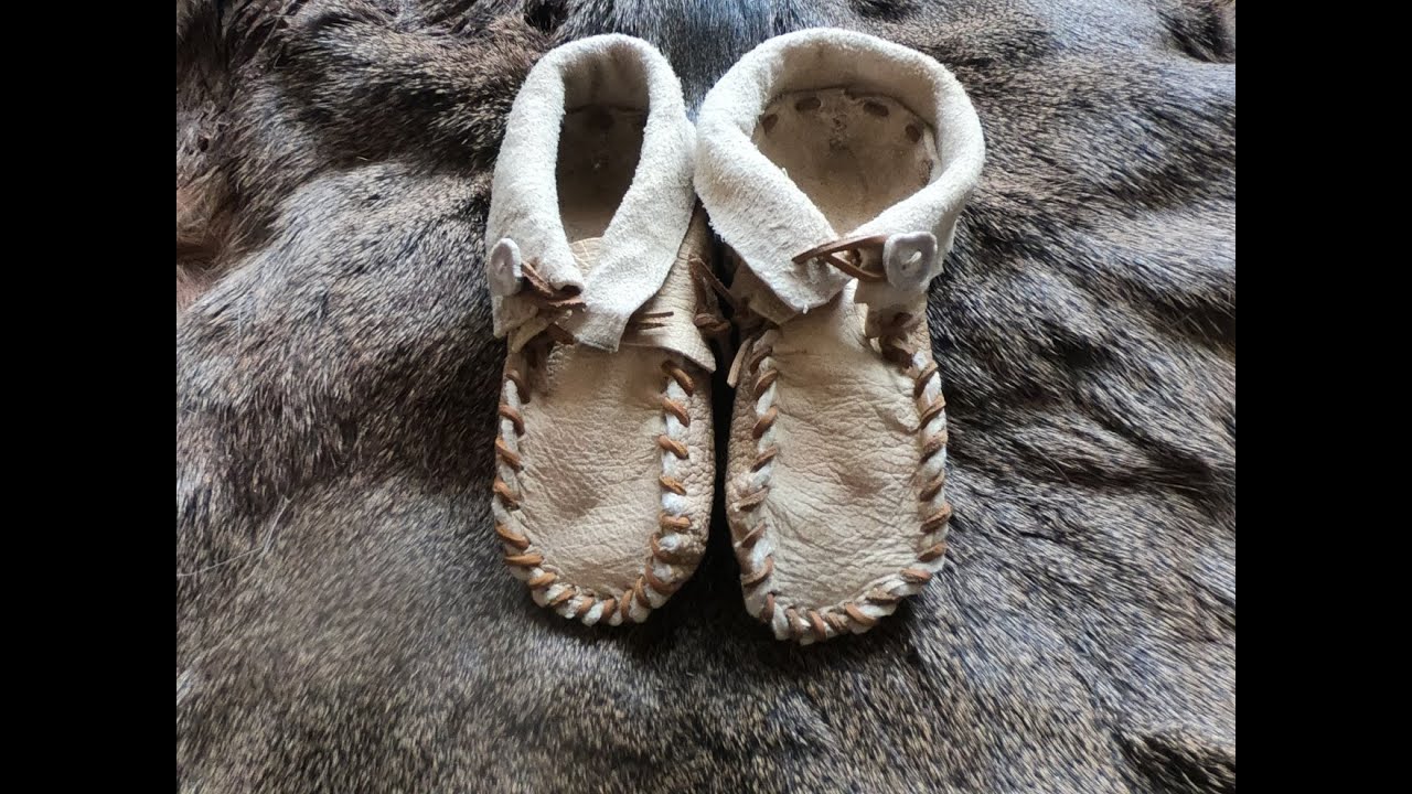 Moccasins DIY step 3 - YouTube