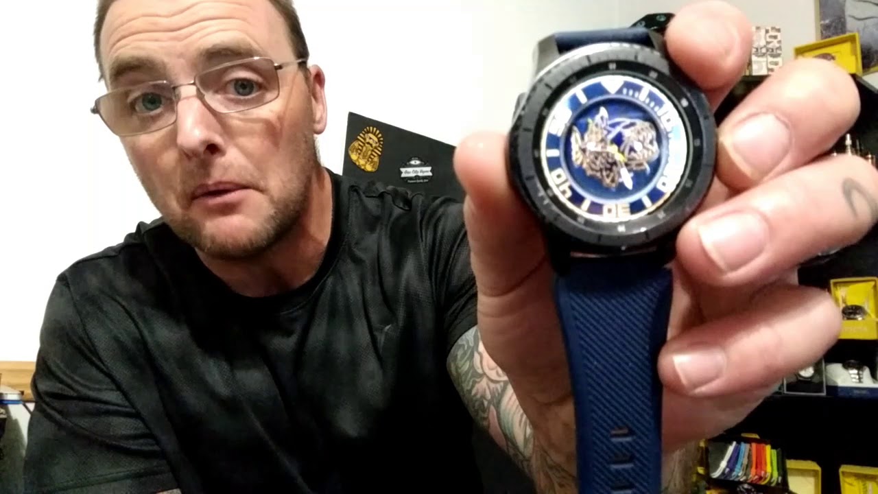 Review of the Aspire Breeze II and look at some watchfaces - YouTube